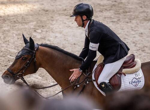 Scott Brash and Hello Chadora Lady claim victory at the Saut Hermès ...